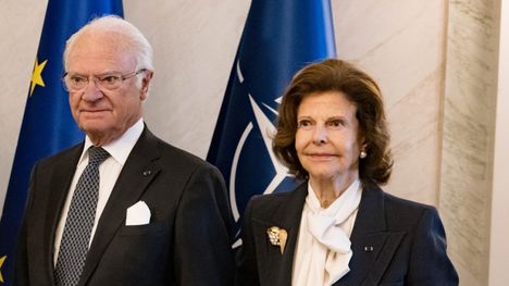 Ruotsin hovi julkaisi uudet viralliset muotokuvat Kaarle Kustaasta ja ...