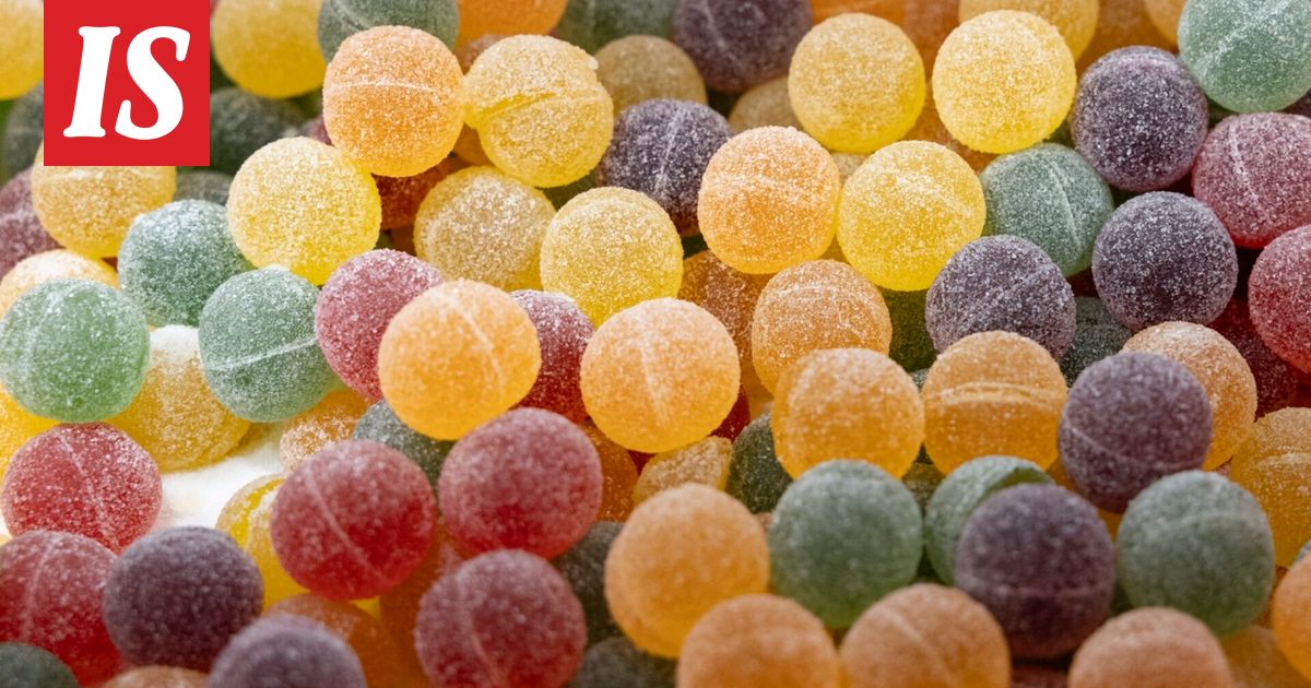 Vihreät kuulat -joulukalenteri herättää huomiota somessa – hinta liki ...