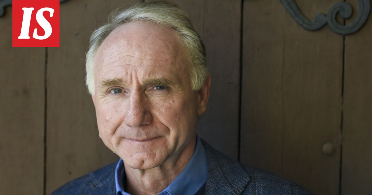 Dan Brown vieraili Suomessa ja hyppäsi uimaan - Ilta-Sanomat