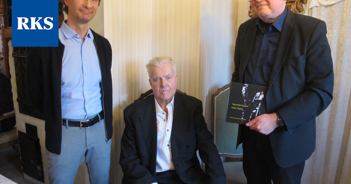 Aatos Tapalan elämäntyö kansien väliin - Rannikkoseutu