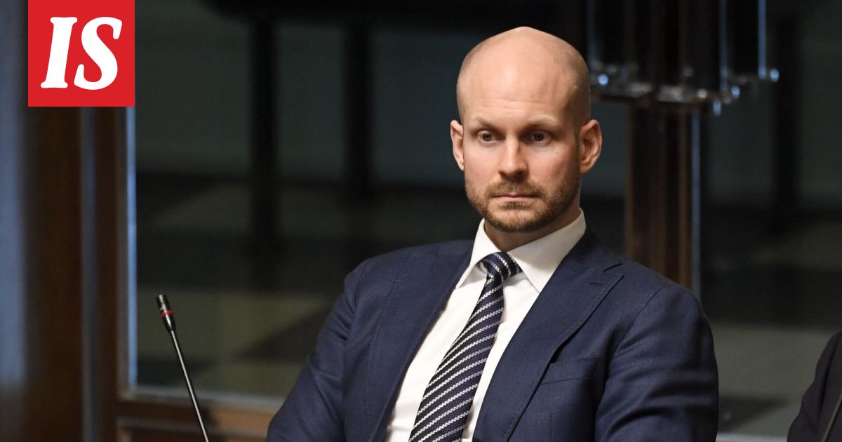 Kokoomuksen Ville Valkonen: Hallituksella kiire viedä kovalla vauhdilla ...