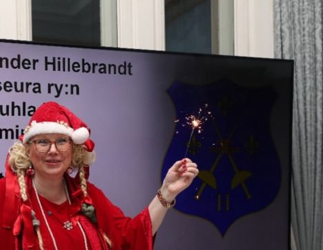 Pyynikin tonttutreffeillä haukuttiin ja laulettiin