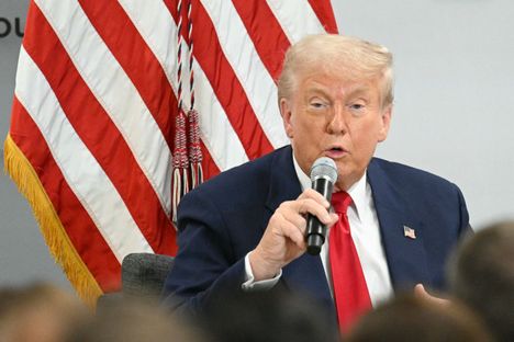 Trump peruu uhkauksensa Kanadalle asetettavien teräksen ja alumiinin ...
