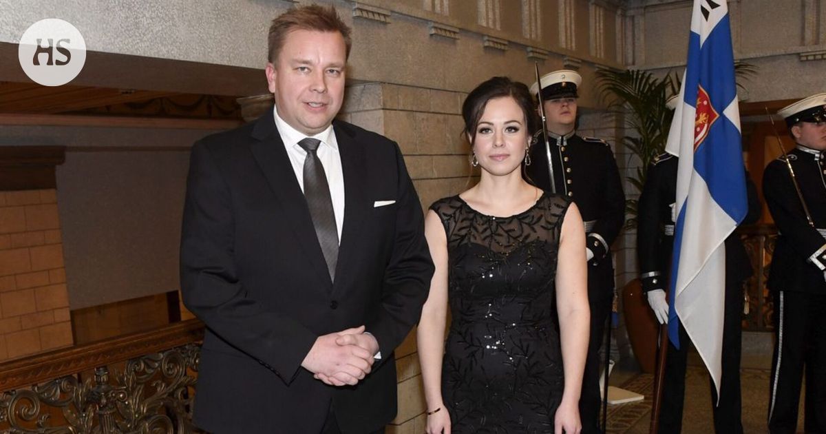 Puolustusministeri Antti Kaikkonen ja Jannika Ranta naimisiin | HS.fi