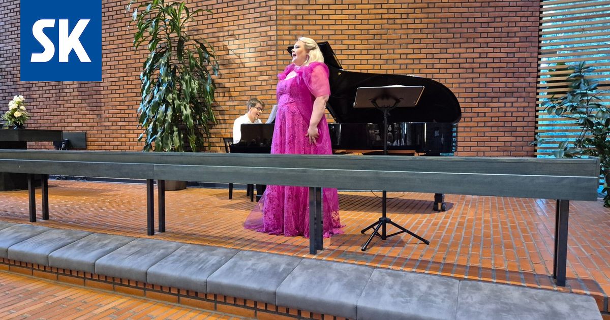 Reetta Haaviston sopraano säteili lämpöä suvi-illassa - Satakunnan Kansa