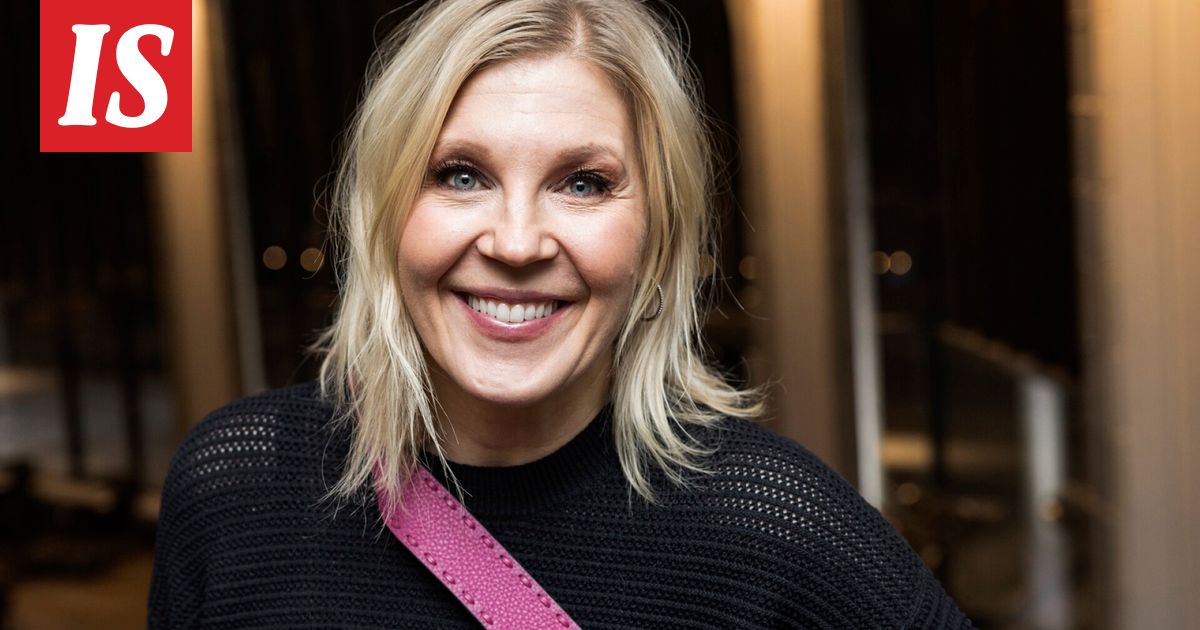 Vappu Pimiä julkaisi kuvan vanhemmistaan - Ilta-Sanomat