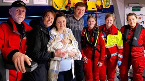 Suomalaiskätilö lähti synnyttävän ukrainalaisnaisen avuksi – lapsi ...