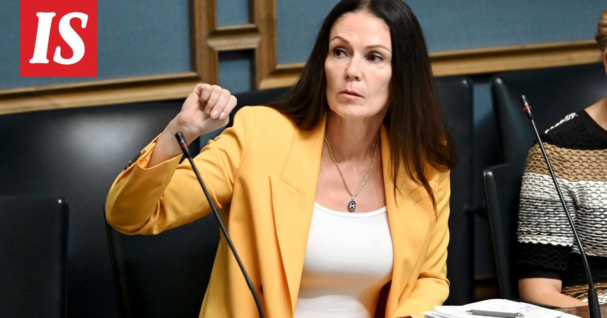 Lulu Ranne kommentoi tulevaa tuplaministerin pestiään - Ilta-Sanomat