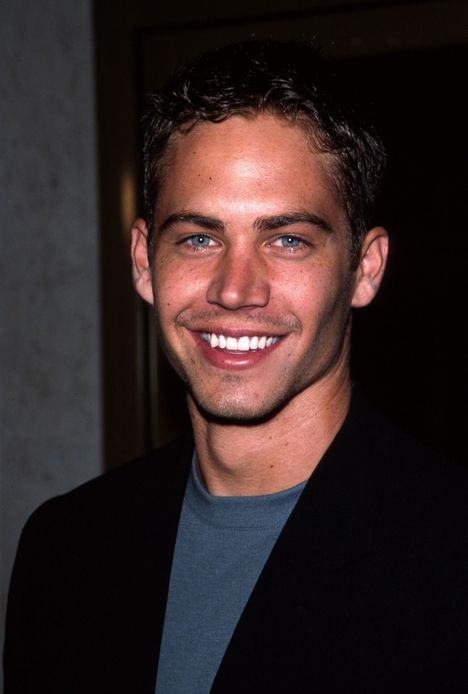 Näyttelijä Paul Walker kuoli auto-onnettomuudessa marraskuussa 2013 ...