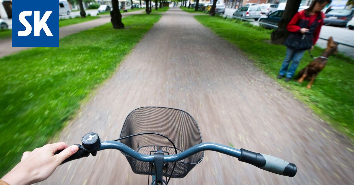 Pyörät ja laudat ovat niin äänettömästi liikkuvia –muistakaa kilikello ...