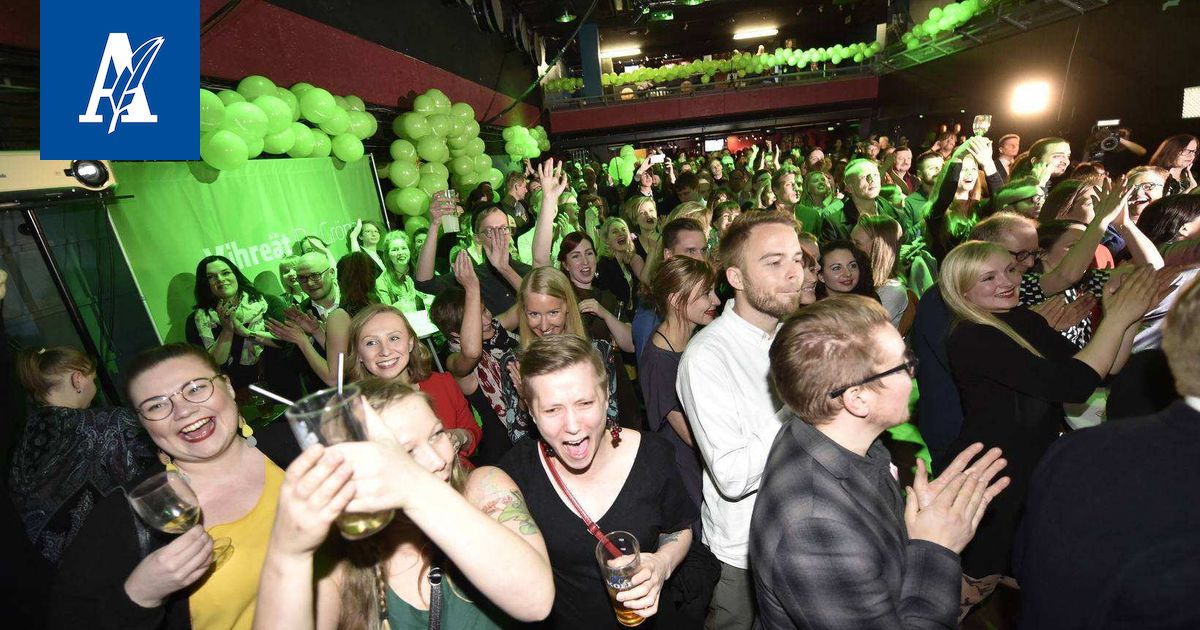 Hämyisää kapakkatunnelmaa, skumppaa ja purkautuvaa jännitystä – näin ...