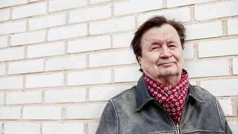 Radiotoimittaja Jake Nyman avautuu kirjassa kahden lapsensa ja Sinikka ...