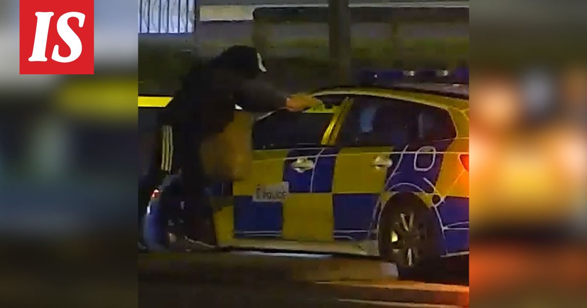 Mies yritti varastaa poliisiauton paperipussilla – näin kävi - Ilta-Sanomat