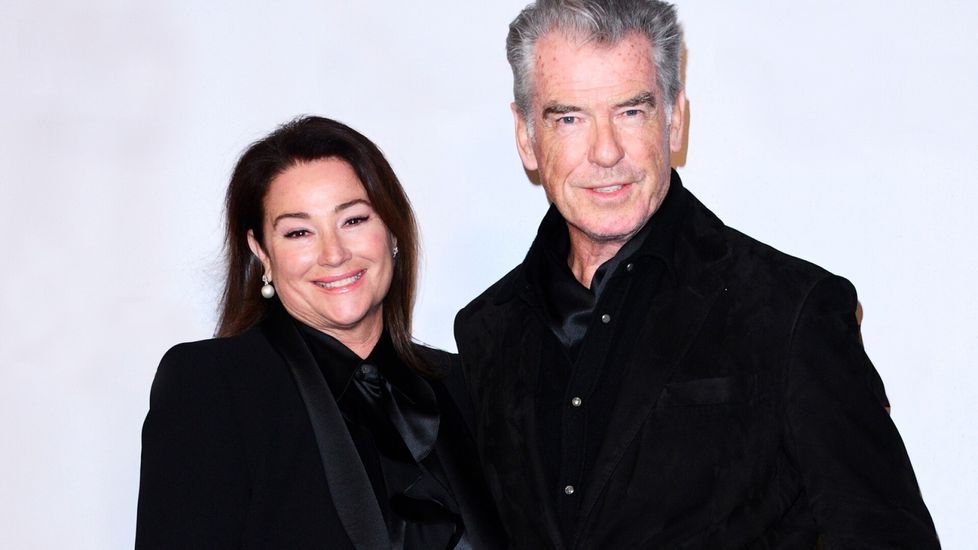James Bond -näyttelijä Pierce Brosnan jäi leskeksi alle 40-vuotiaana ...