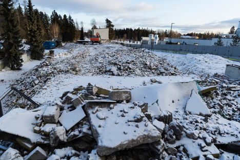 Taysin alueella puretaan vanhaa sairaalarakennusta – paikalle tulee ...