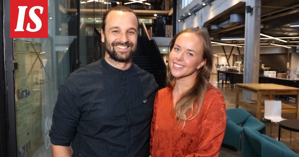 Sara ja Mikko Parikka julkaisivat suloisen perhekuvan - Ilta-Sanomat