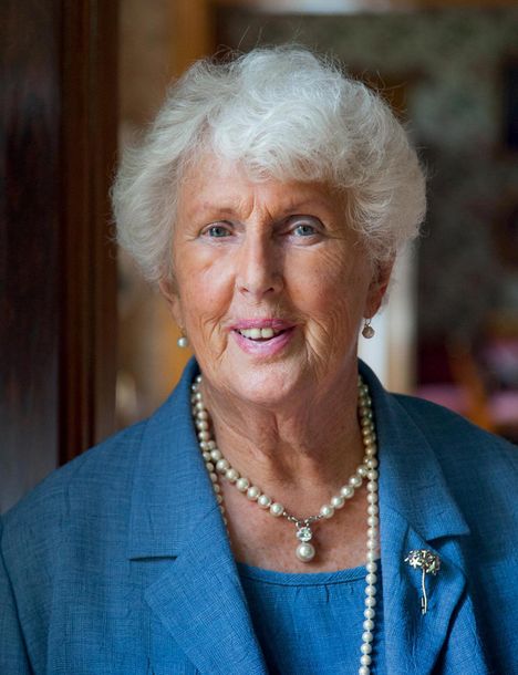 Anna Lisa otti 21-vuotiaana keskiaikaisen kartanon hoitaakseen ...