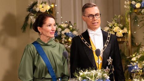 Linnan juhlat 2024: Tältä näyttävät Suzanne Innes-Stubbin ja presidentti Alexander Stubbin puvut ...