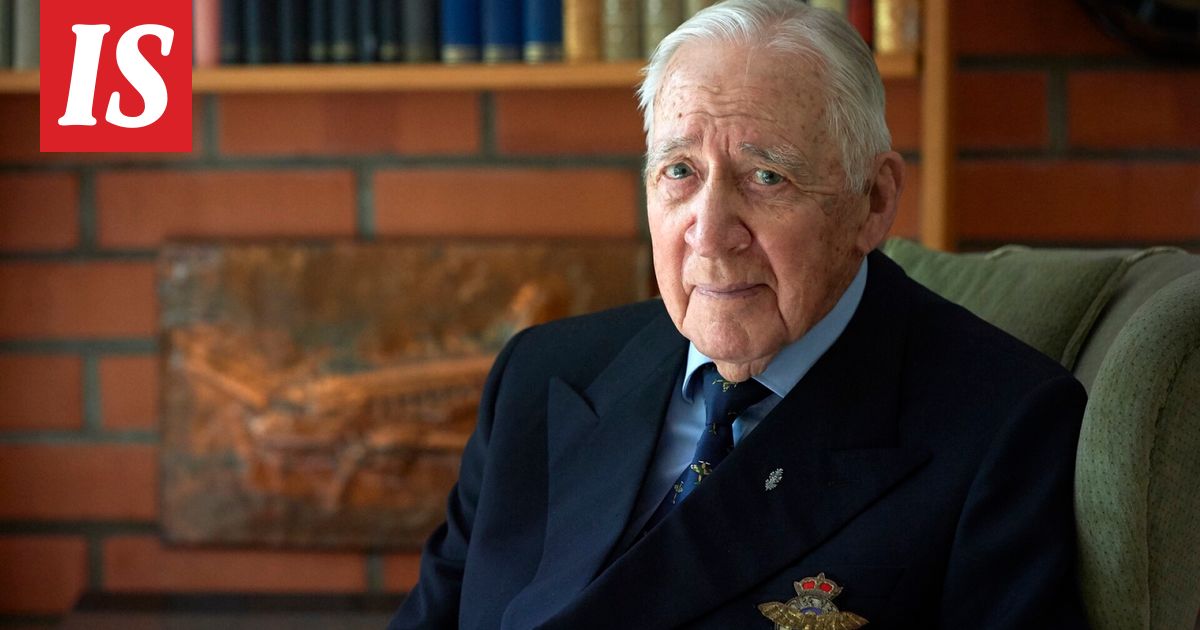 Viimeinen lentäjäveteraani Mauri Maunula on kuollut - Ilta-Sanomat