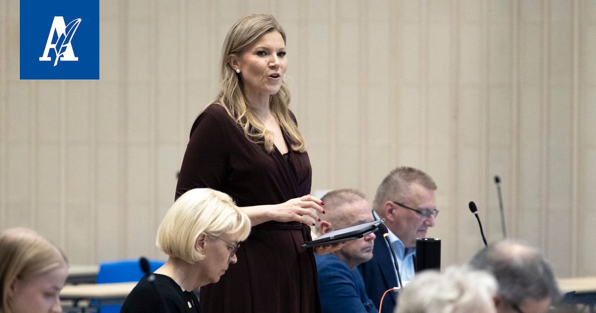 Tamperelainen kansanedustaja Sofia Vikman jäi auton alle – ”Selvisin aineksiin nähden todella ...