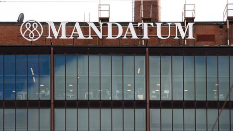 Mandatum myy omistuksensa Saxo Bankissa - Ilta-Sanomat