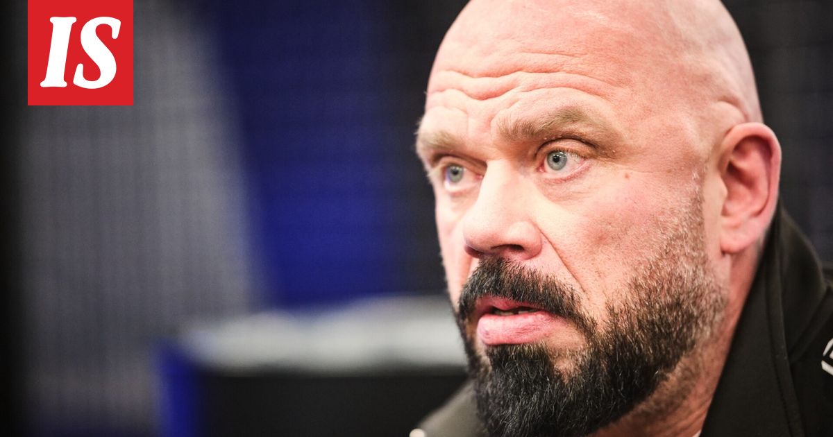 Bull Mentula eroaa vaimostaan - Ilta-Sanomat