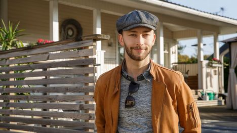 Emil Hallberg viettää kihlapäivää Sofie-rakkaansa kanssa - Ilta-Sanomat