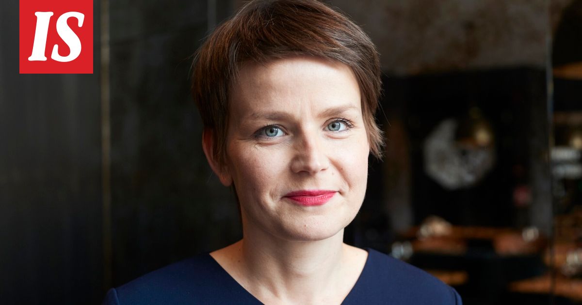 Mari Karppinen julkaisi jouluisia perhekuvia - Ilta-Sanomat