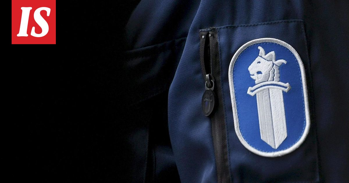 Syyttäjä: Mies yritti murhata poliisin Kuopiossa – myöntää ”hätyyttäneensä” keittiöveitsellä ...