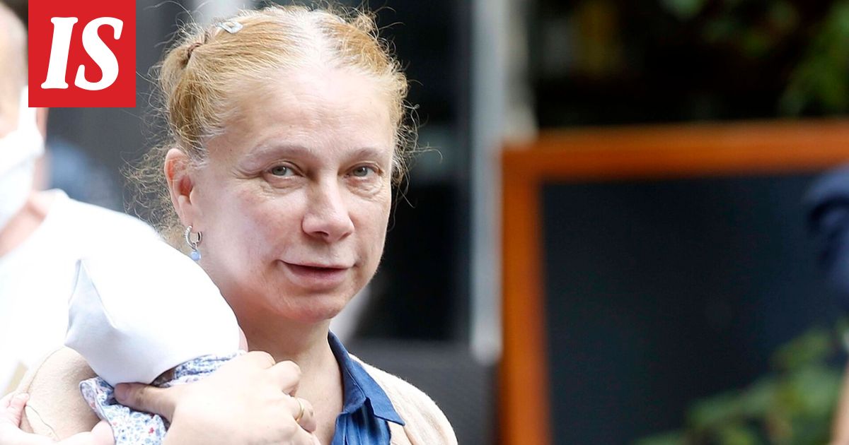 Alexandra, 66, synnytti kymmenennen lapsensa - Ilta-Sanomat