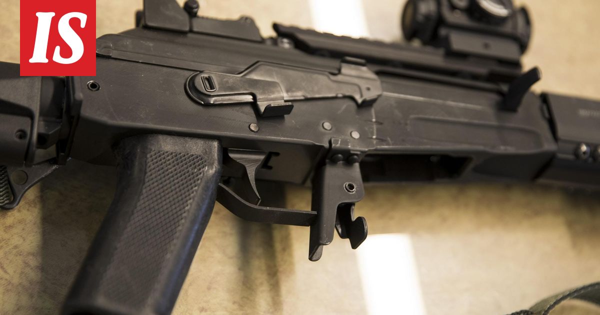 Tässä on varusmiesten uudistettu RK 62M -rynnäkkökivääri – lisäosan ...