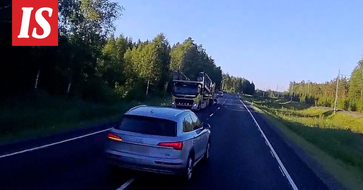 Vaarallinen ohitus autokamera - Ilta-Sanomat