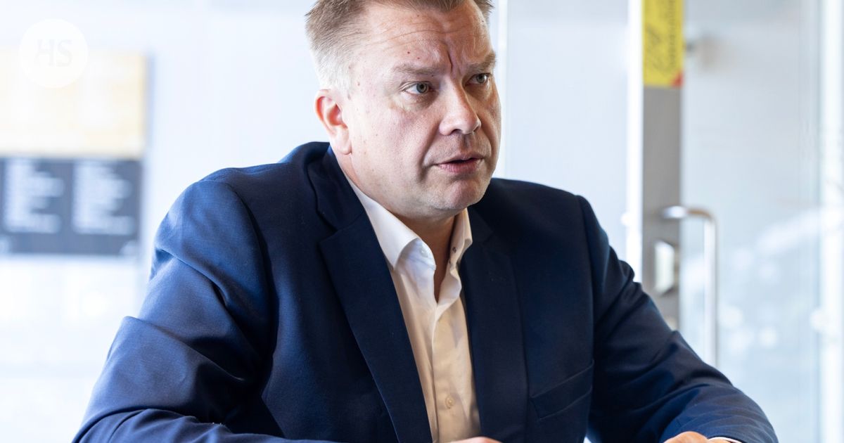 Kaikkonen: eduskuntaa ei informoitu tarpeeksi drooniuhasta | HS.fi