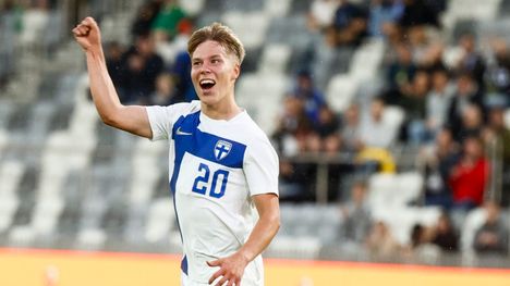 Jalkapallo: Otso Liimatta on Pikkuhuuhkajien avainpelaaja, mutta ...