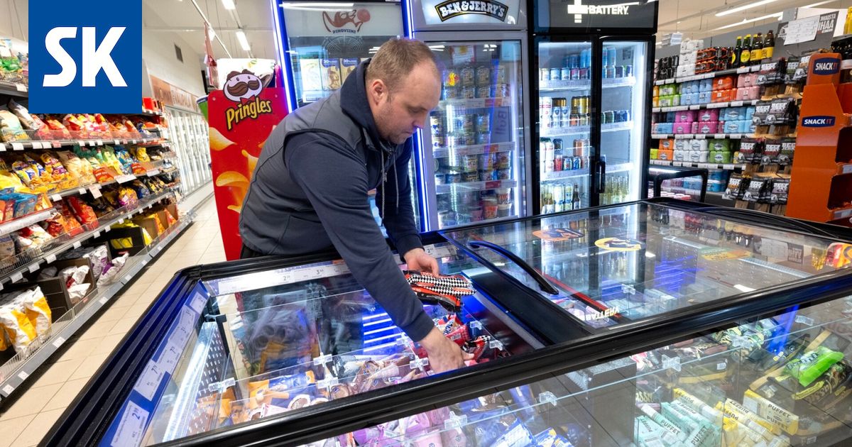 Kahden porilaisen K-marketin kauppias Niko Rantala lähtee kauppiaaksi ...