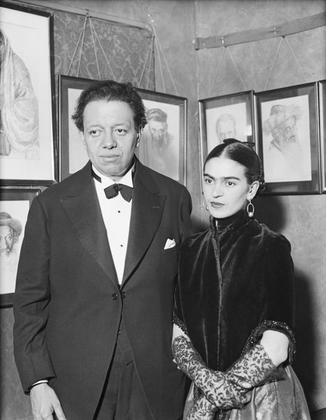 Uusi sarja kertoo meksikolaisesta taiteilija Frida Kahlosta, joka kärsi ...