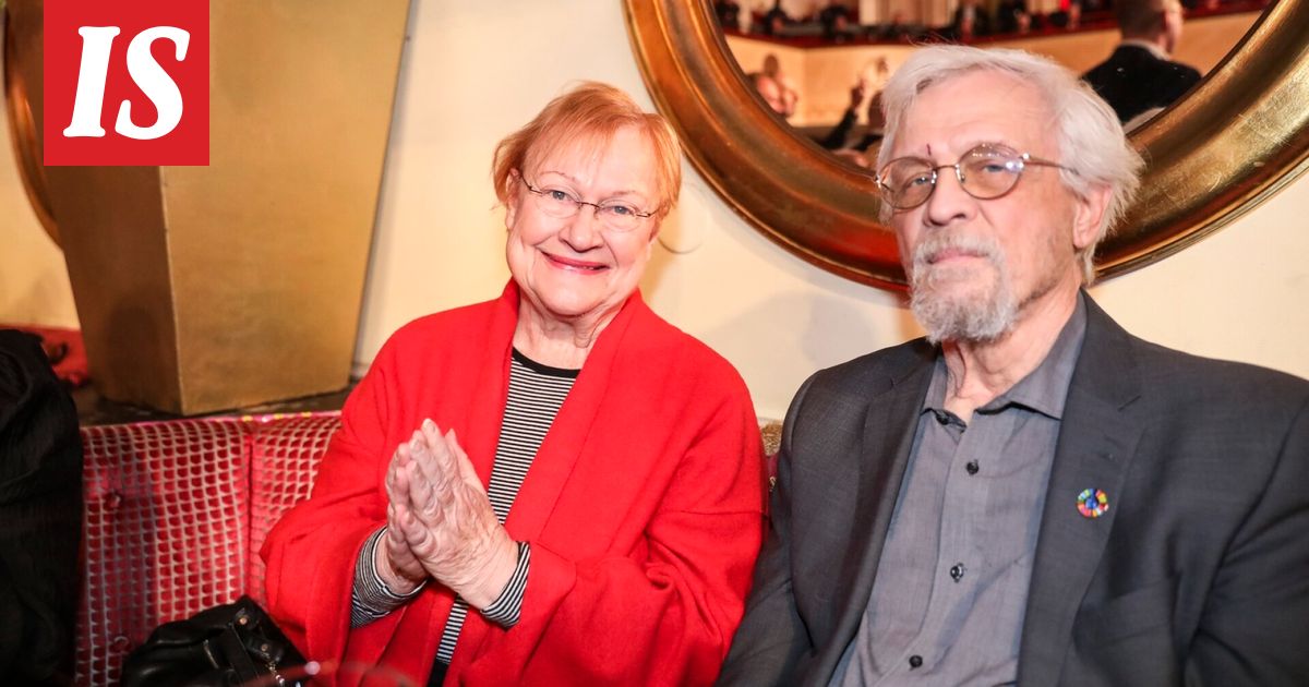 Tarja Halonen arvioi Sanna Marinin urakehitystä - Ilta-Sanomat