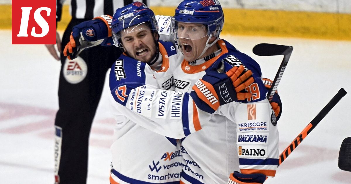 Jääkiekko. Veli-Matti Savinainen ja Otto Rauhala nousivat ...