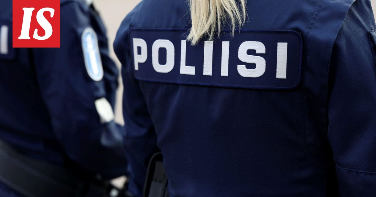 Poliisi: Äiti yritti surmata poikansa lääkkeillä ja teräaseella helsinkiläisessä hotellissa ...