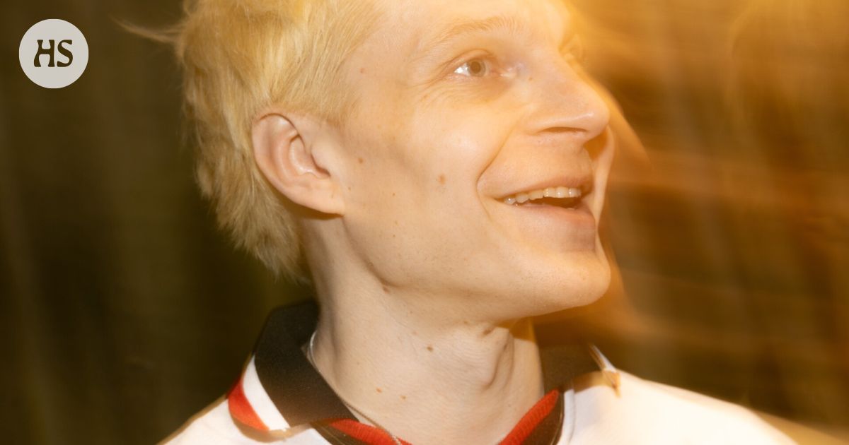 Koulussa Olli Riipinen ajatteli olevansa tyhmä ja outo, sitten erään ...