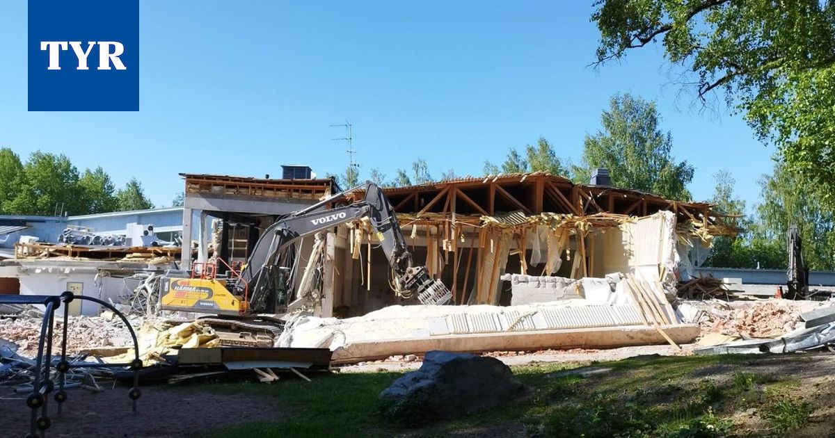 Mouhijärven yhteiskoulun purku-urakka alkoi - Tyrvään Sanomat