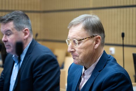 ”Sanokaa vanhemmillenne, että olette pelkureita” – oikeudessa paljastui ...