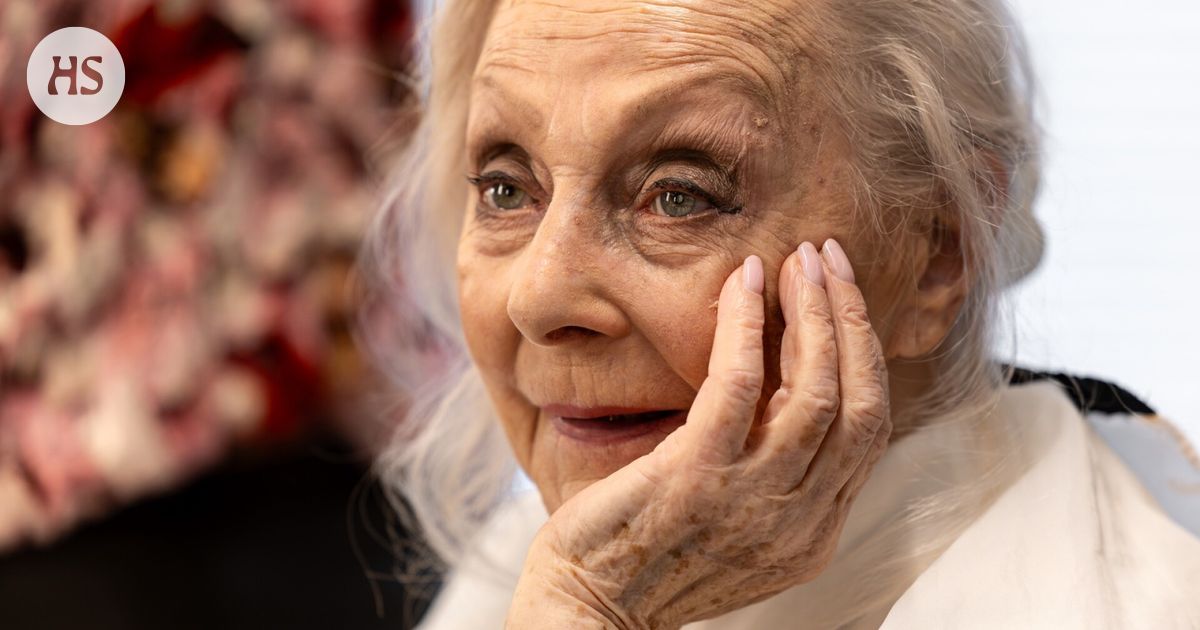 Näyttelijä Seela Sella, 88, kertoo, millaista on esiripun takana ennen ...