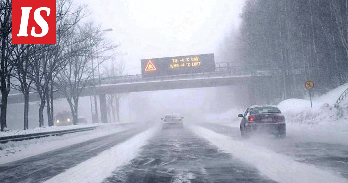 Helsingin liikkuva poliisi: Toistaiseksi liikenne sujuu - Ilta-Sanomat