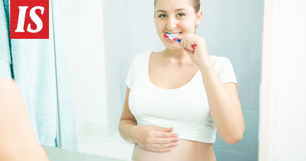 Huolellinen hampaiden hoito on erityisen tärkeää raskauden aikana ...