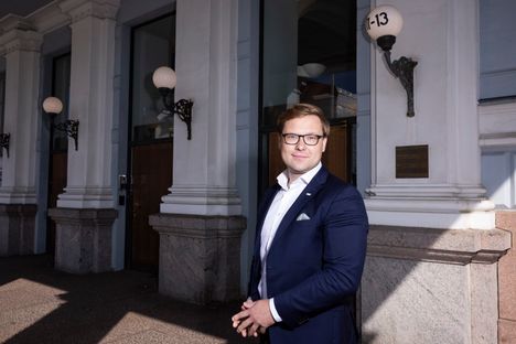 Helsingin apulaispormestari Sazonov kertoo ajaneensa päin punaisia | HS.fi