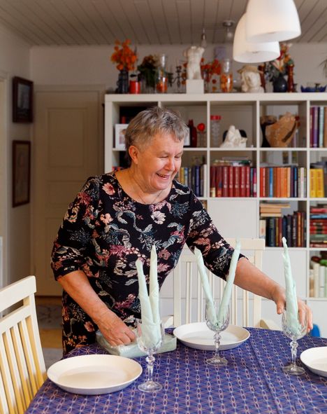 Hilkka sai äidiltään tehtävän pitää yhteyksiä - Ilta-Sanomat