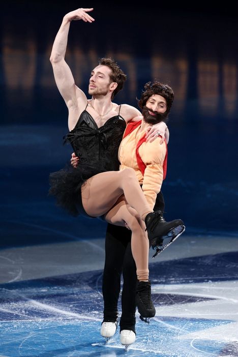 Sara Conti, Niccolo Macii: Hullaannuttava esitys | HS.fi