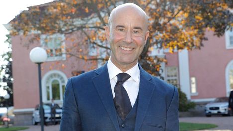 Mark Levengood kertoo totuuden: ei ole suhteessa nuoren mallin kanssa ...