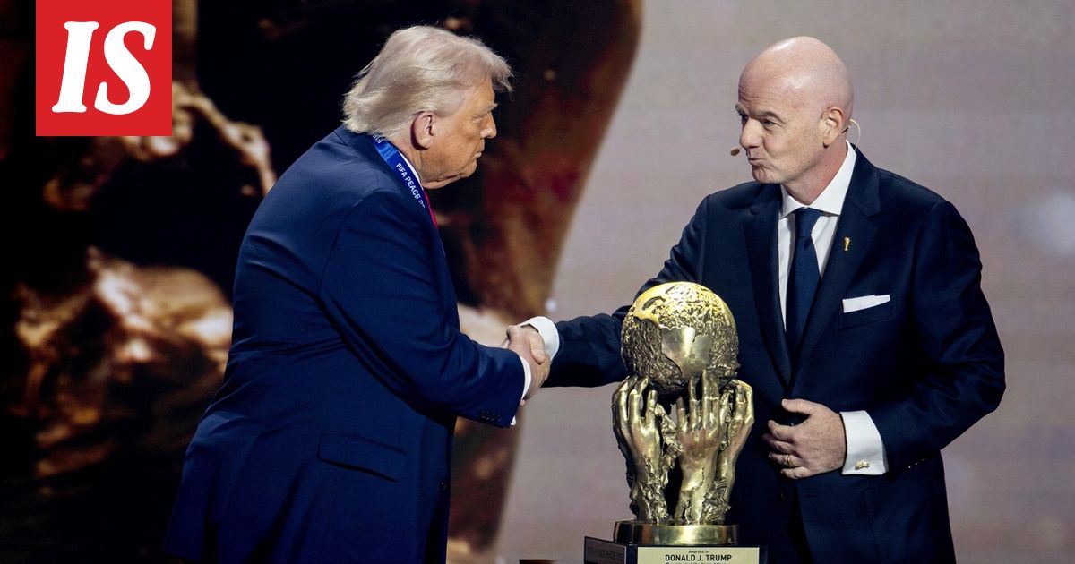 Donald Trumpin rauhanneuvosto kokoontui – Fifa-pomolle erityinen pesti ...